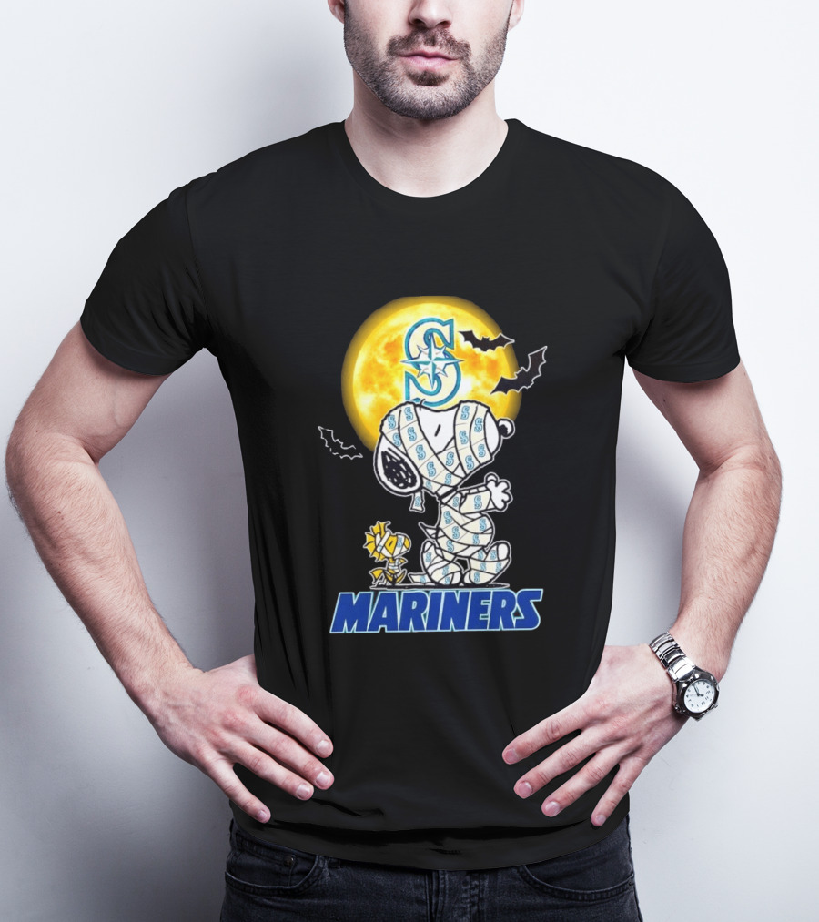 Seattle Mariners Snoopy Woodstock Halloween Mummy Cosplay Full Moon Bats T-Shirt