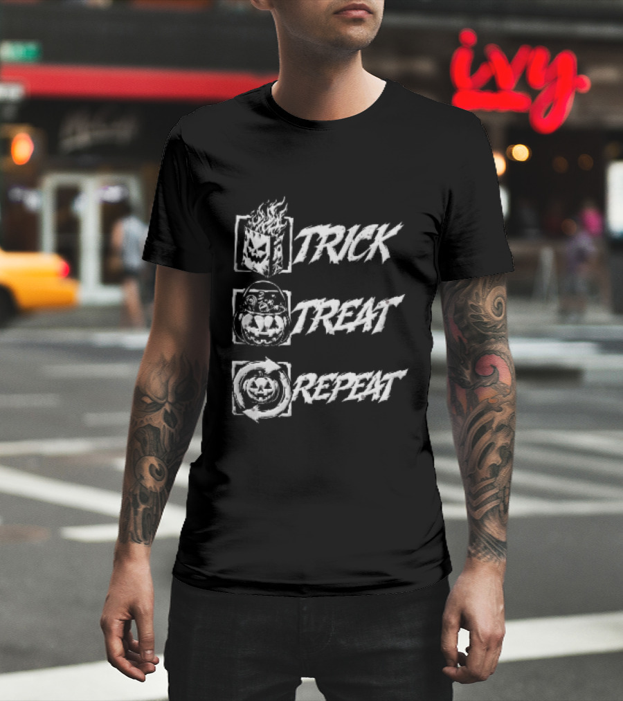Trick Treat Repeat Flaming Bag Candy Bucket Pumpkin Motif T-Shirt