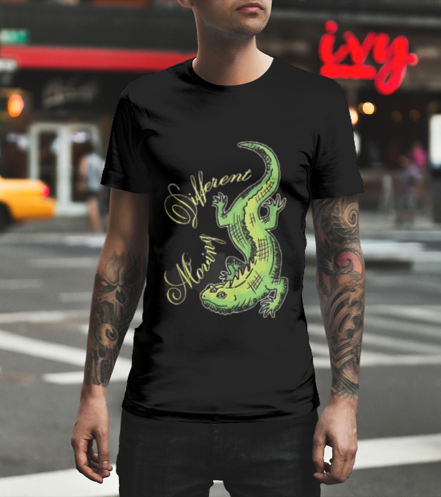 Different Moving Green Lizard Iguana Line Sketch T-Shirt