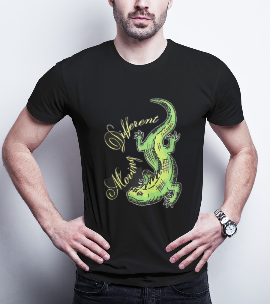 Different Moving Green Lizard Iguana Line Sketch T-Shirt