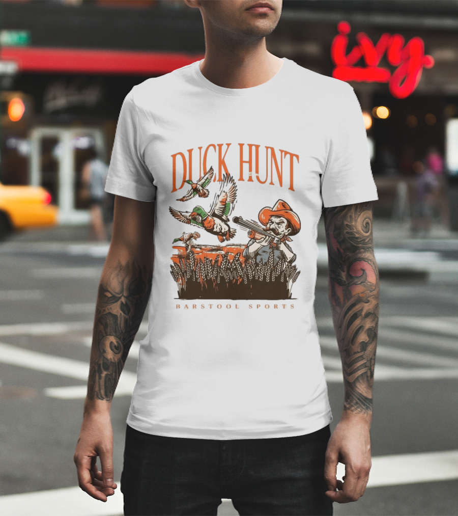 Duck Hunt Barstool Sports Vintage Hunting Scene T-Shirt
