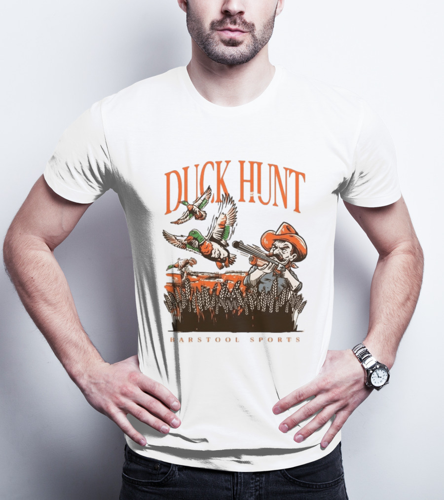 Duck Hunt Barstool Sports Vintage Hunting Scene T-Shirt