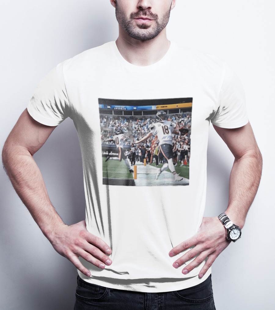 Chicago Bears Caleb Williams Rome Odunze Players Photo NFL Football Action T-Shirt