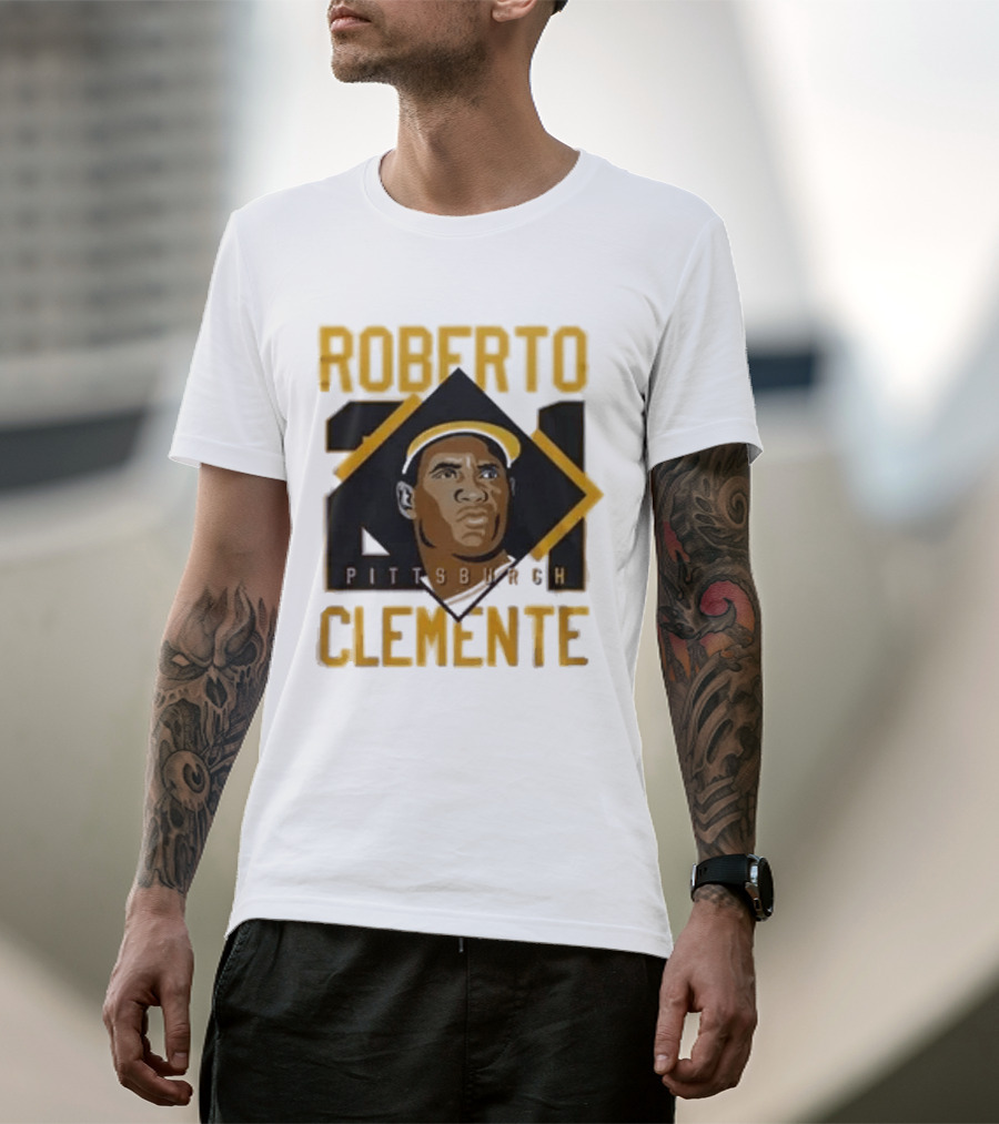 Roberto Clemente 21 Pittsburgh Pirates Iconic Baseball Legend T-Shirt