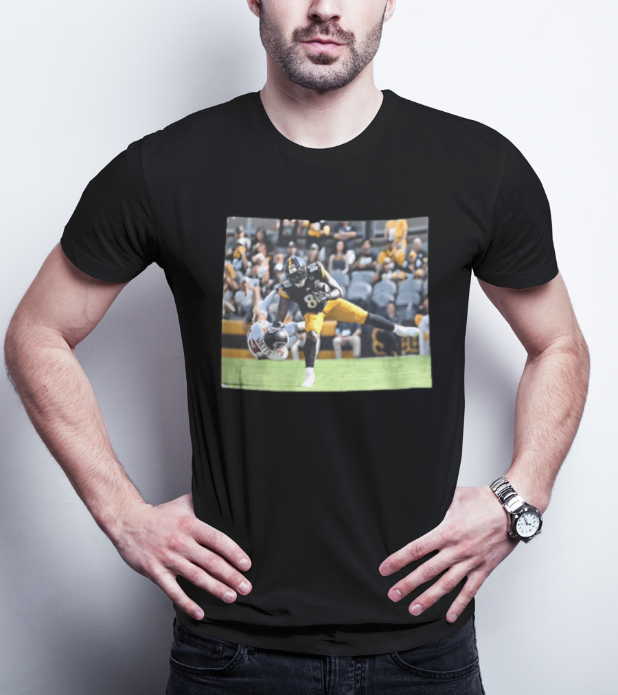 Pittsburgh Steelers Football Player Hurdling Defender Action Photo T-Shirt