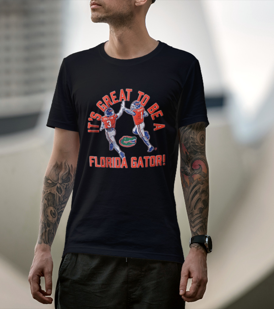 Florida Gators It's Great To Be A Gator Stockton Brown High Fiving Football Players T-Shirt
