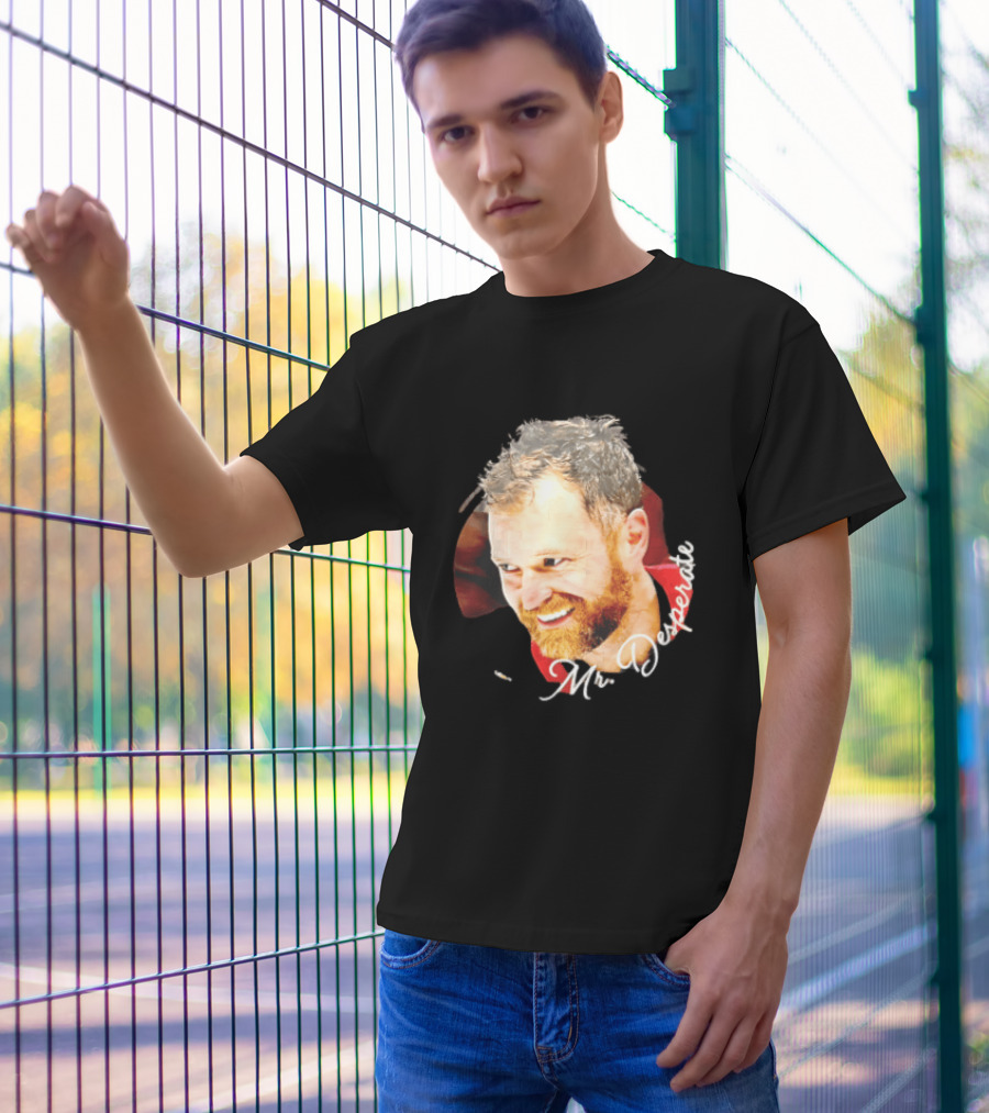 Mr Desperate Smiling Bearded Man Circular Photo T-Shirt