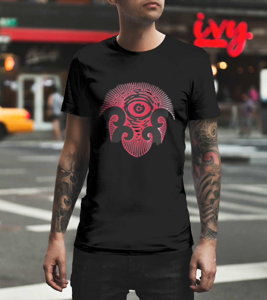 Red Mystical All Seeing Eye Sunburst Rays T-Shirt