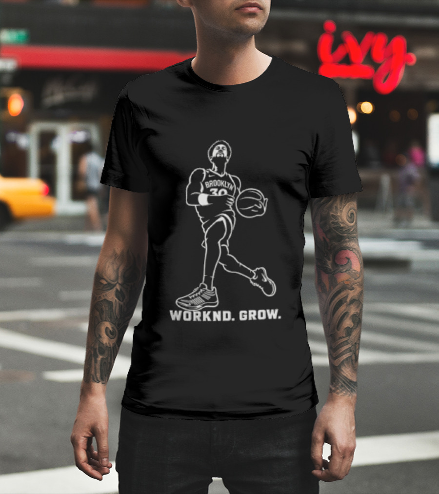 Brooklyn Nets Julius Randle Worknd Grow Basketball Player Dribbling Ball T-Shirt