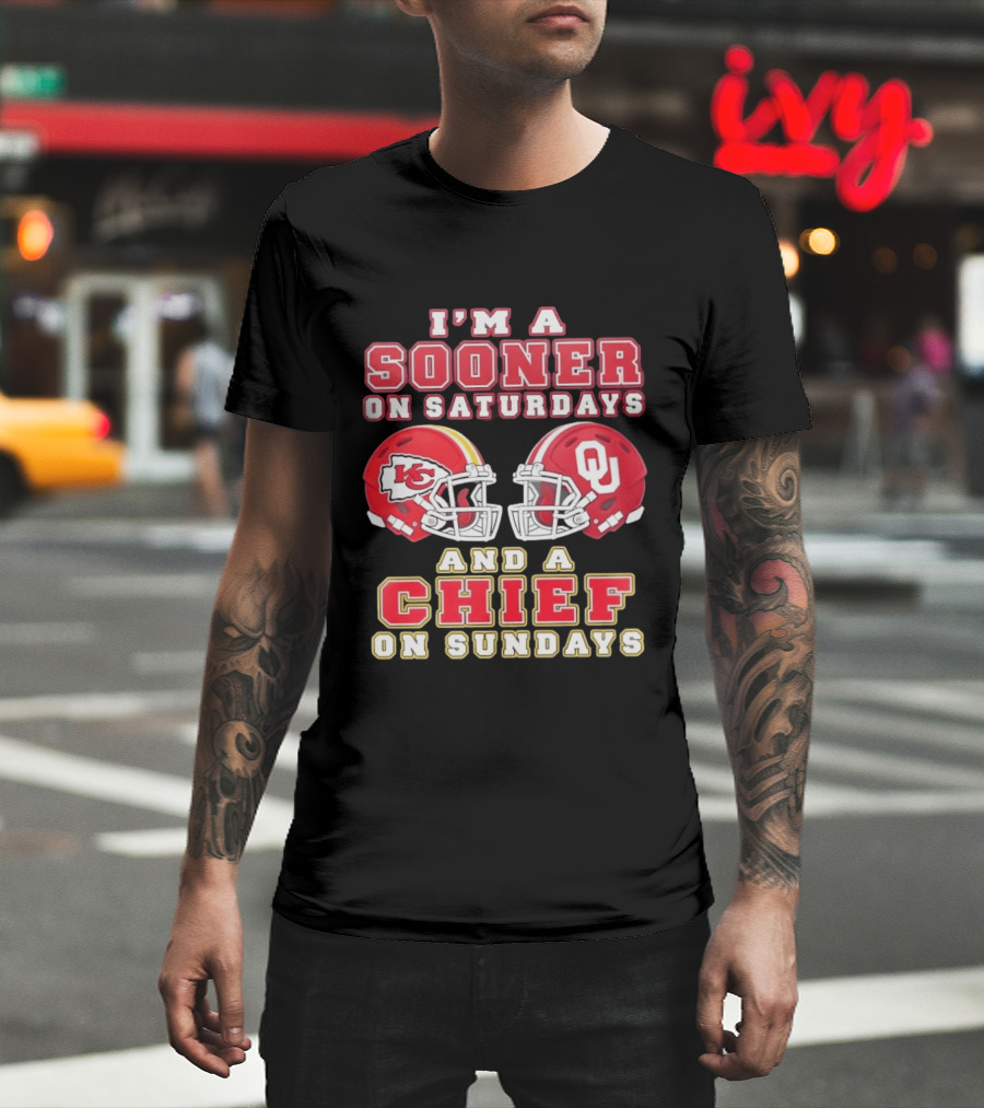 I'm A Sooner On Saturdays And A Chief On Sundays Kansas City OU Football Helmets T-Shirt