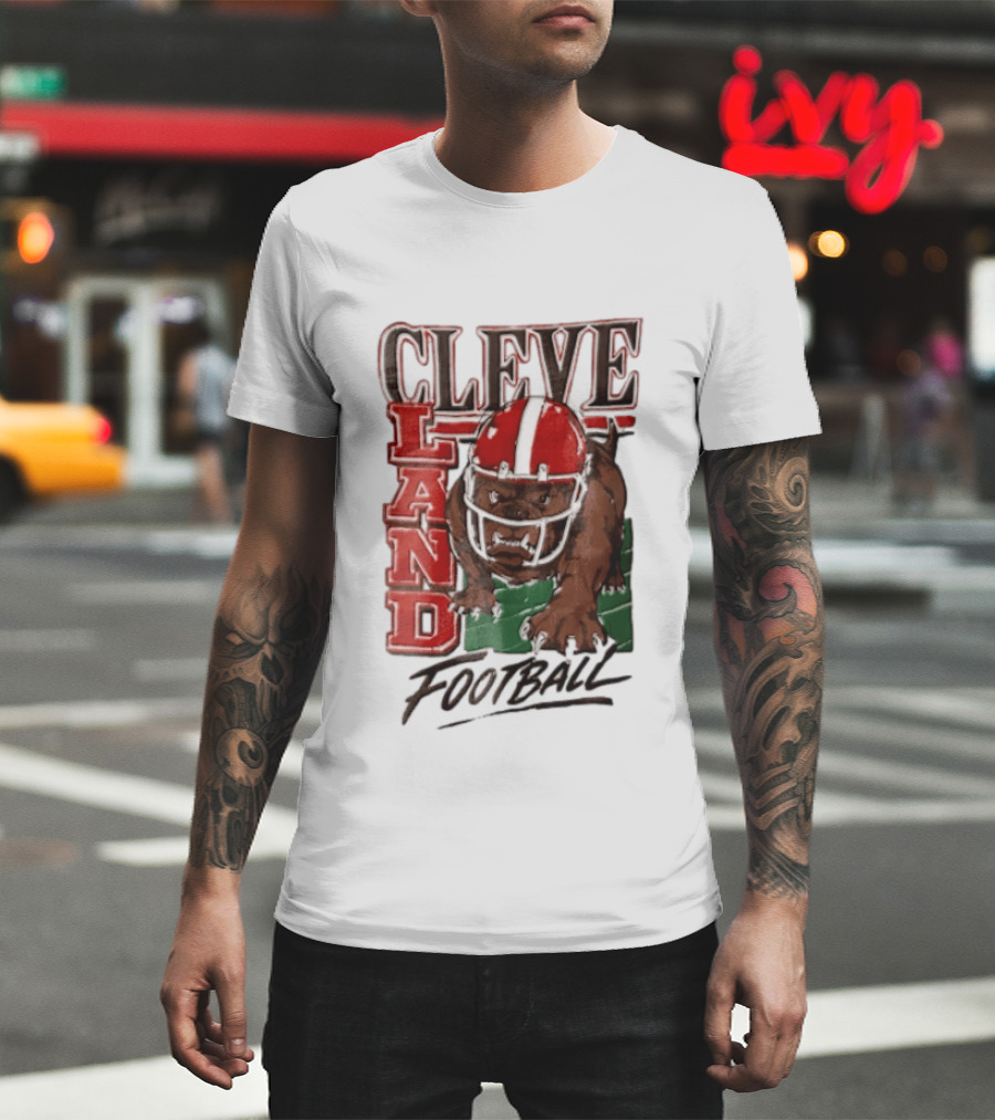 Cleveland Browns Bulldog Football Helmet Mascot Running T-Shirt