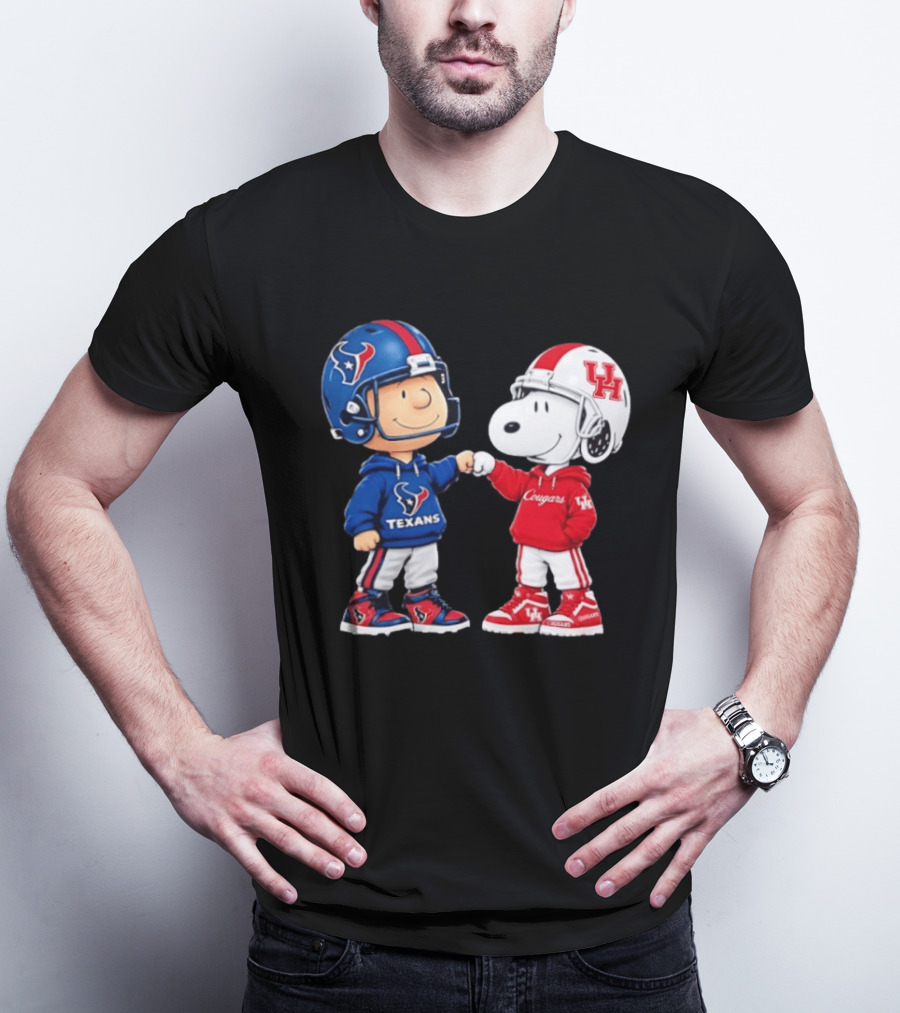 Peanuts Snoopy And Charlie Brown Houston Texans Vs Houston Cougars Fan Gear T-Shirt