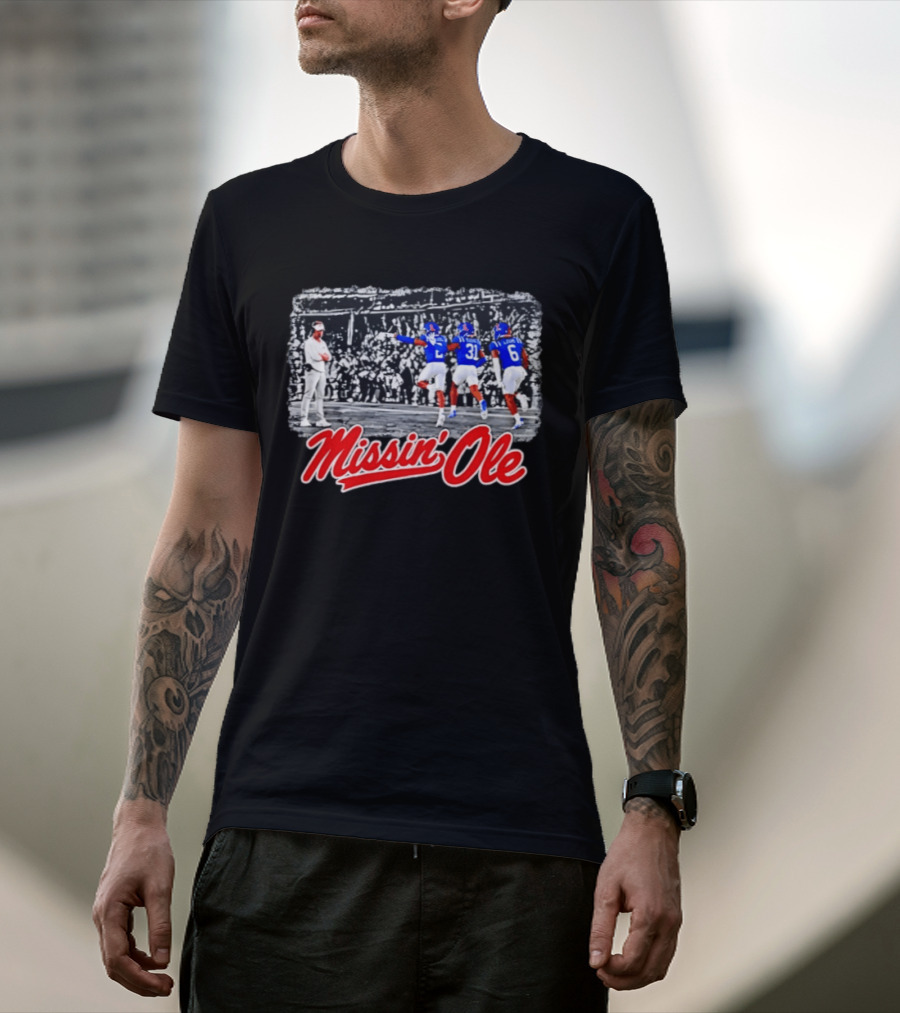 Missin' Ole Mississippi Football Scene With Players And Coach T-Shirt