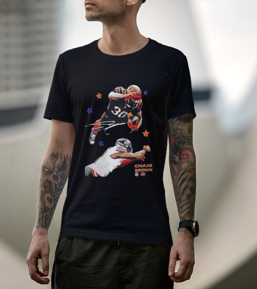 Cincinnati Bengals Chase Brown 30 Running Football Player With Stars T-Shirt