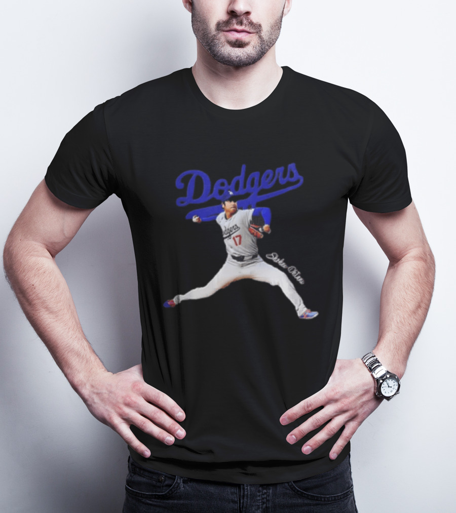 Dodgers Shohei Ohtani 17 Baseball Player Los Angeles T-Shirt