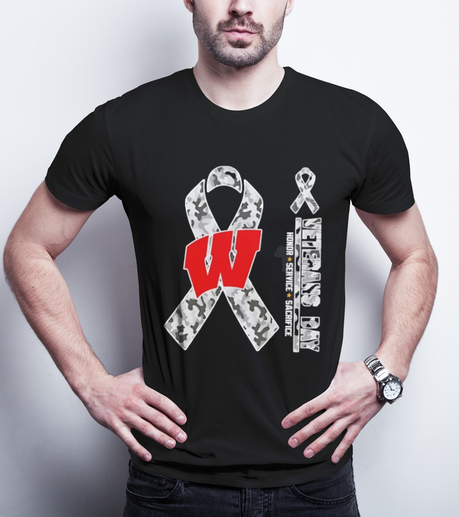 Wisconsin Badgers 2026 Veterans Day Camouflage Ribbon Honor Service Sacrifice T-Shirt