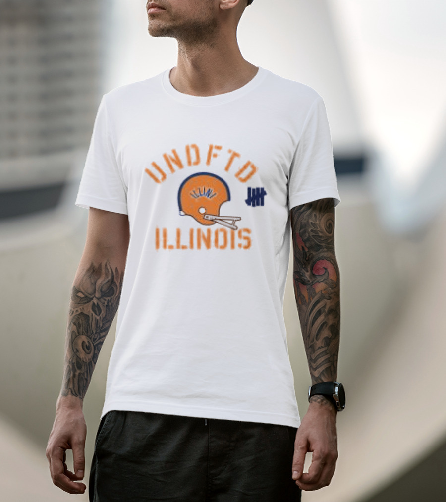 Undefeated Illinois Vintage Football Helmet And Stars T-Shirt