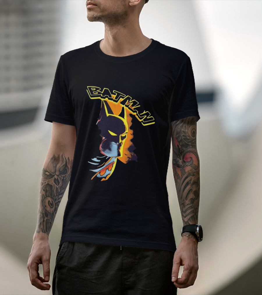 Batman DC Comics Superhero Dark Knight Iconic Mask T-Shirt