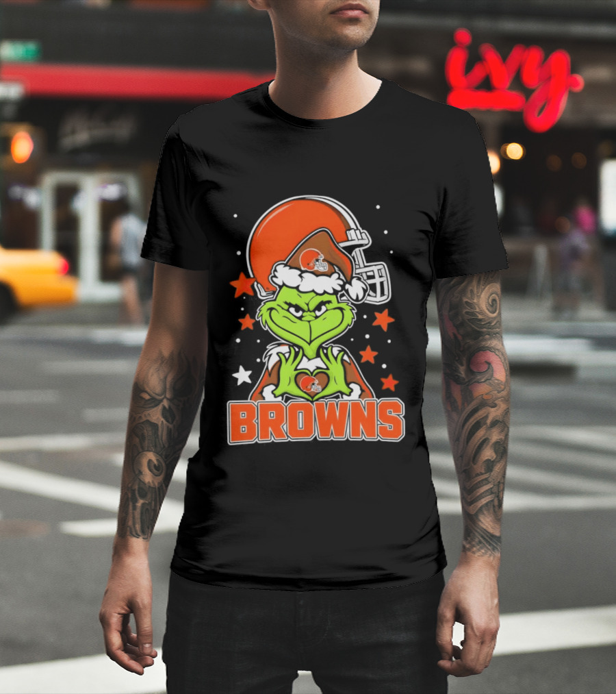 Grinch Heart Love Cleveland Browns Christmas Football T-Shirt