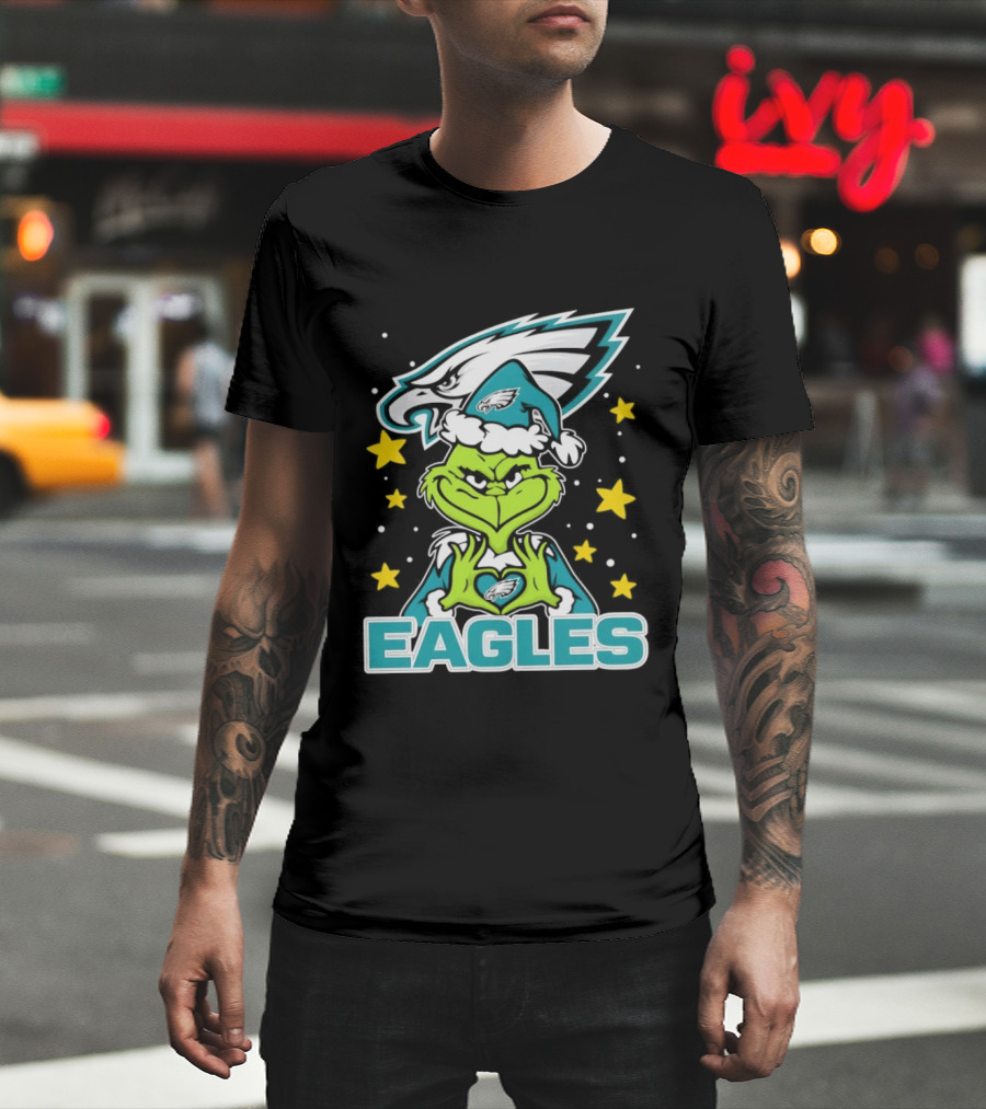 Philadelphia Eagles Christmas Grinch Heart Love T-Shirt
