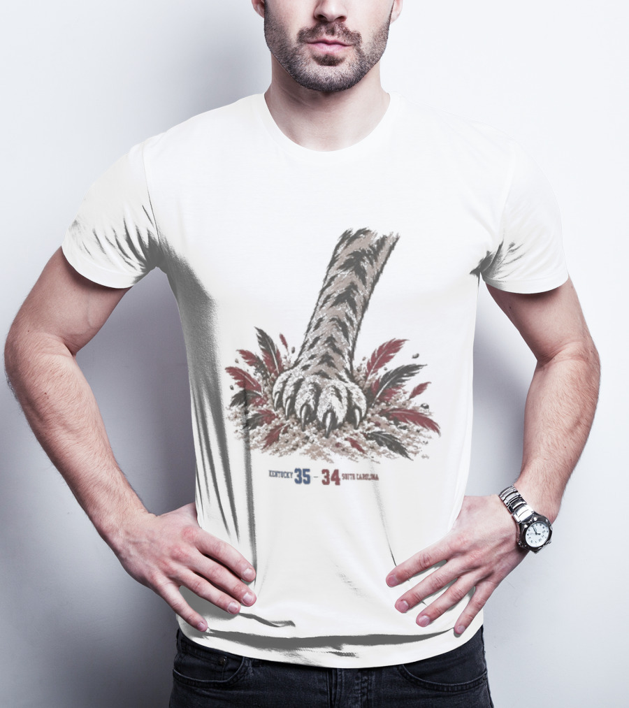 Kentucky Wildcats 35 34 South Carolina Gamecocks Claw And Feathers T-Shirt