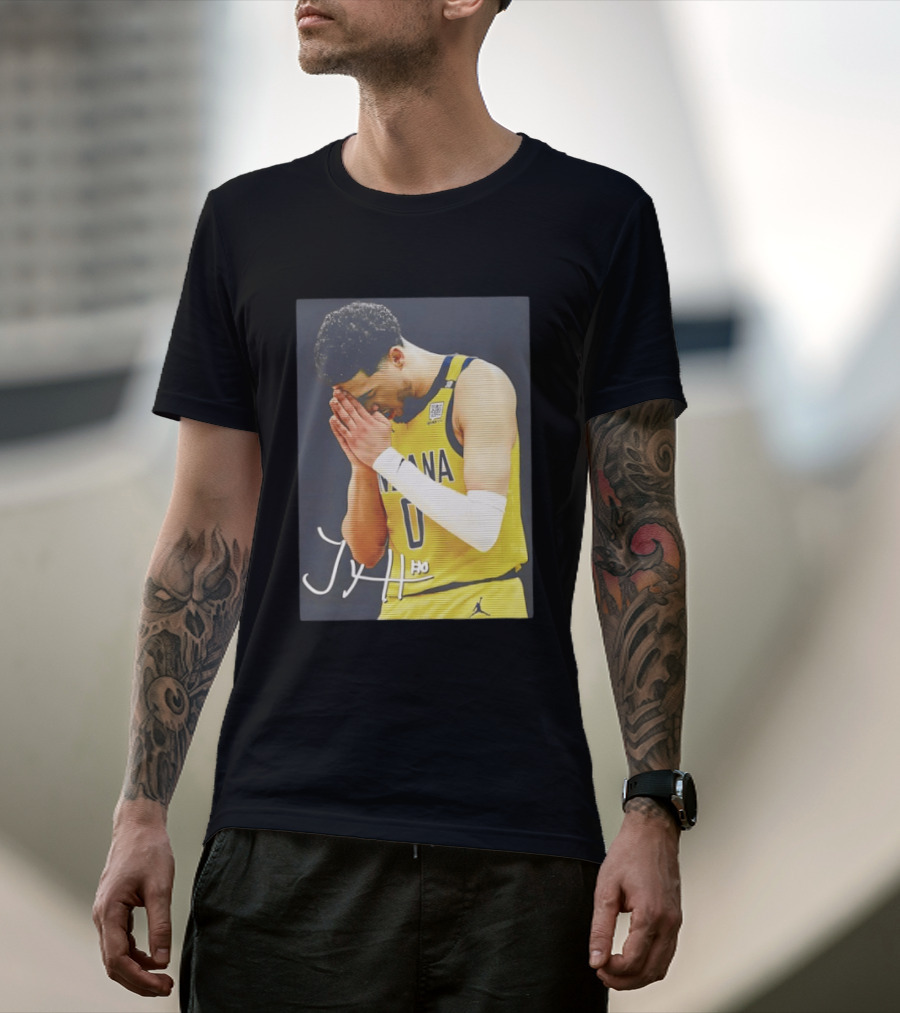 Tyrese Haliburton Indiana Pacers Praying NBA 0 JH Signature T-Shirt