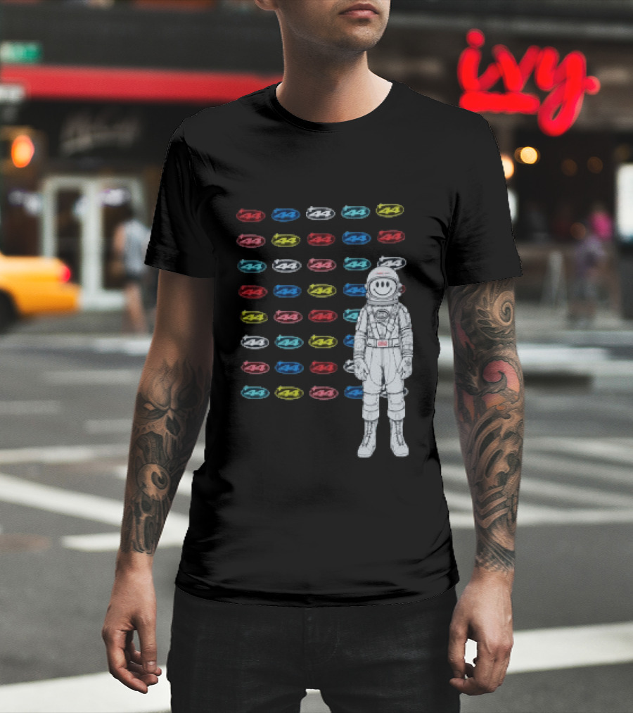 Plus44 Spaceman Heavyweight Astronaut Smile T-Shirt