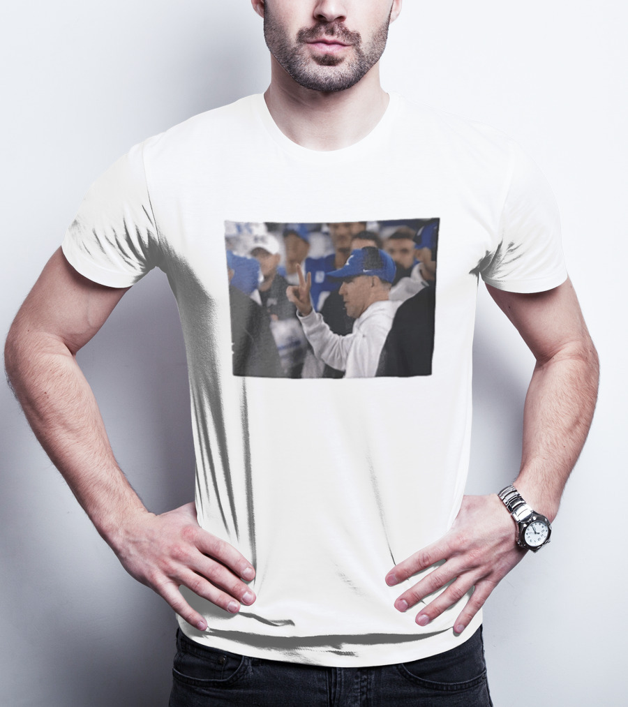 Kentucky Wildcats Mark Stoops Blue Cap Peace Sign Coach Image T-Shirt