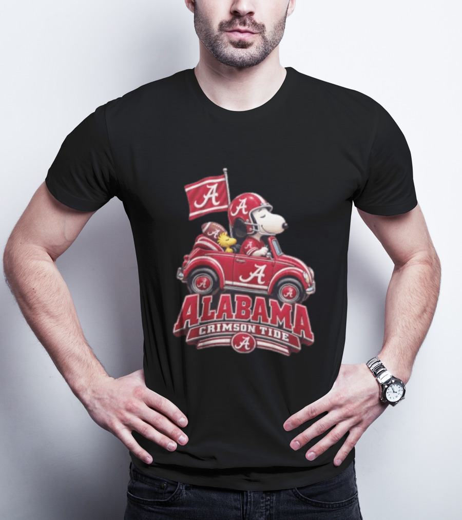 Alabama Crimson Tide Snoopy And Woodstock Driving Red Car T-Shirt
