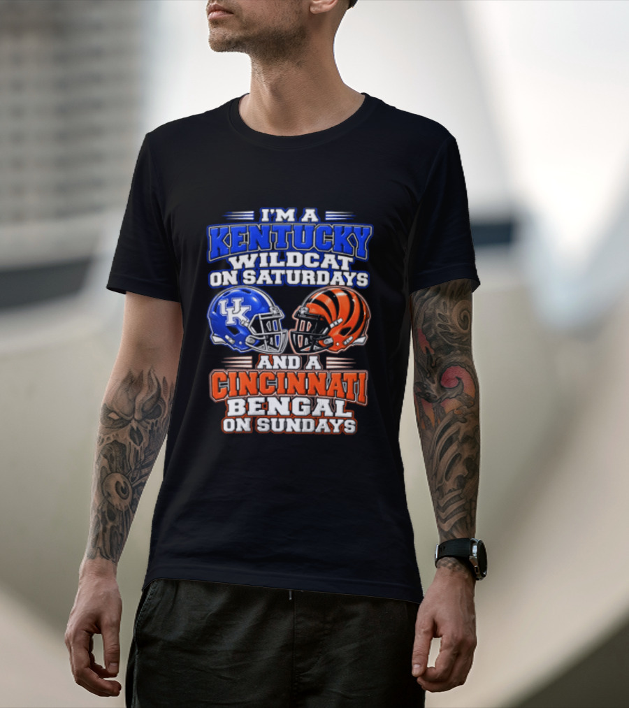I'm A Kentucky Wildcat On Saturdays And A Cincinnati Bengal On Sundays Helmet T-Shirt