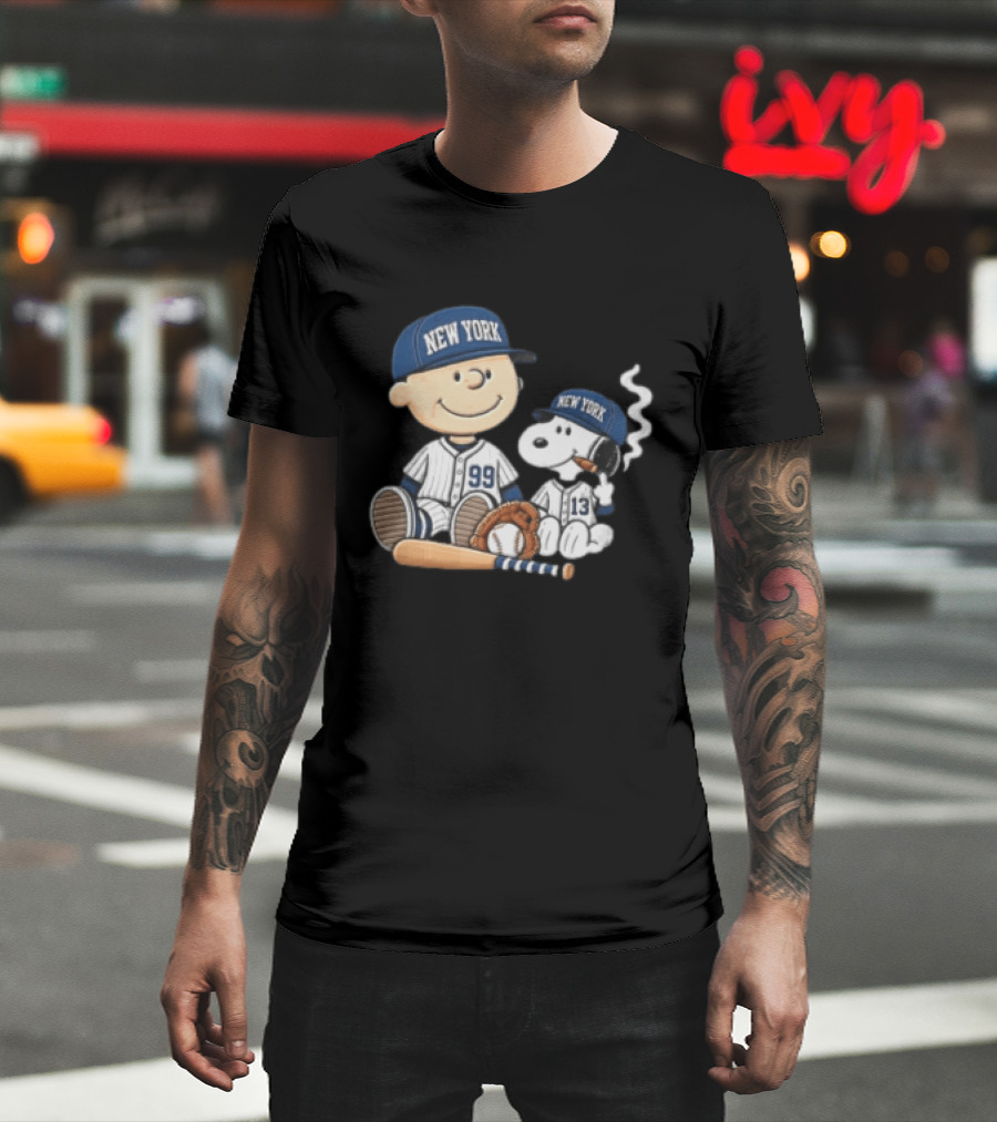 New York Yankees Charlie Brown Snoopy Baseball Uniforms Cigar T-Shirt