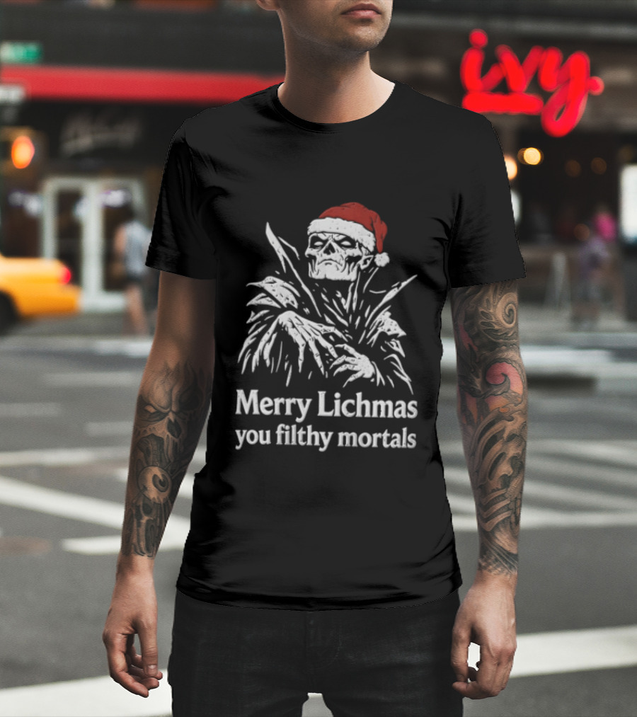 Merry Lichmas You Filthy Mortals Skull In Santa Hat T-Shirt