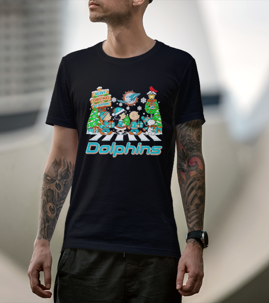 Miami Dolphins Peanuts Characters Abbey Road Christmas Scene T-Shirt