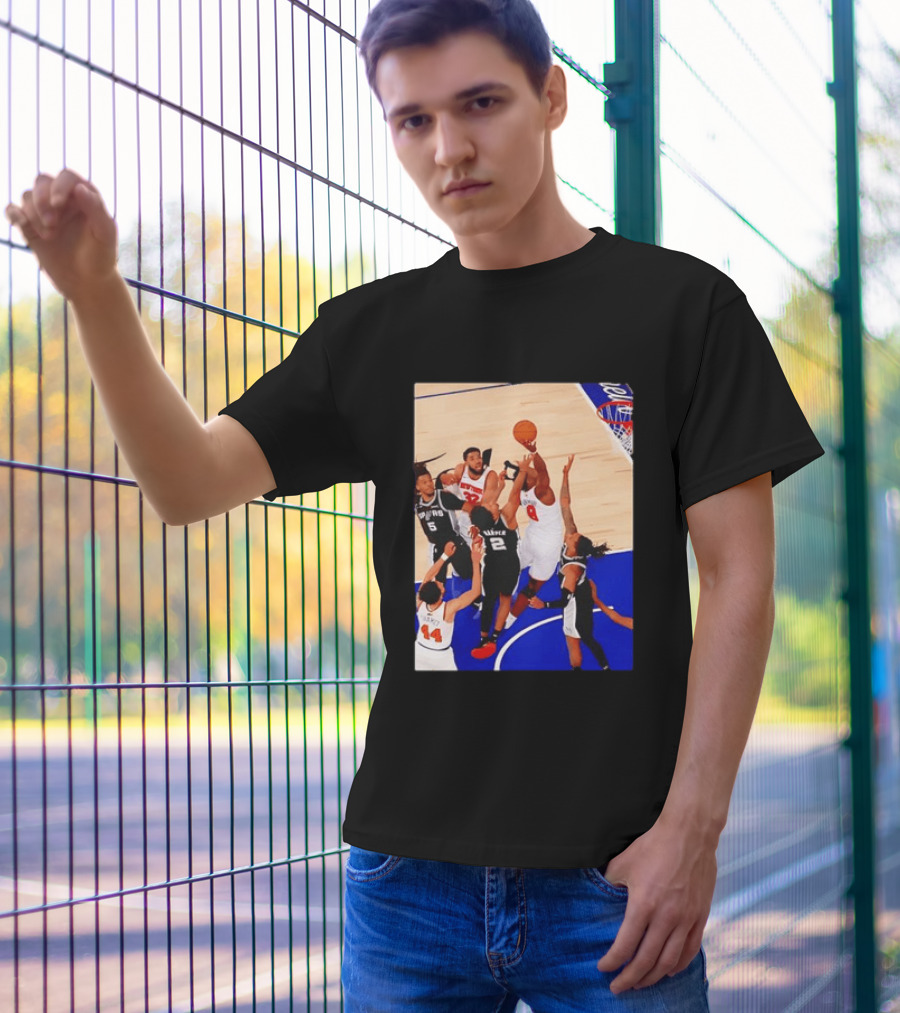 The Putback With OG Knicks Dunking Against Spurs T-Shirt