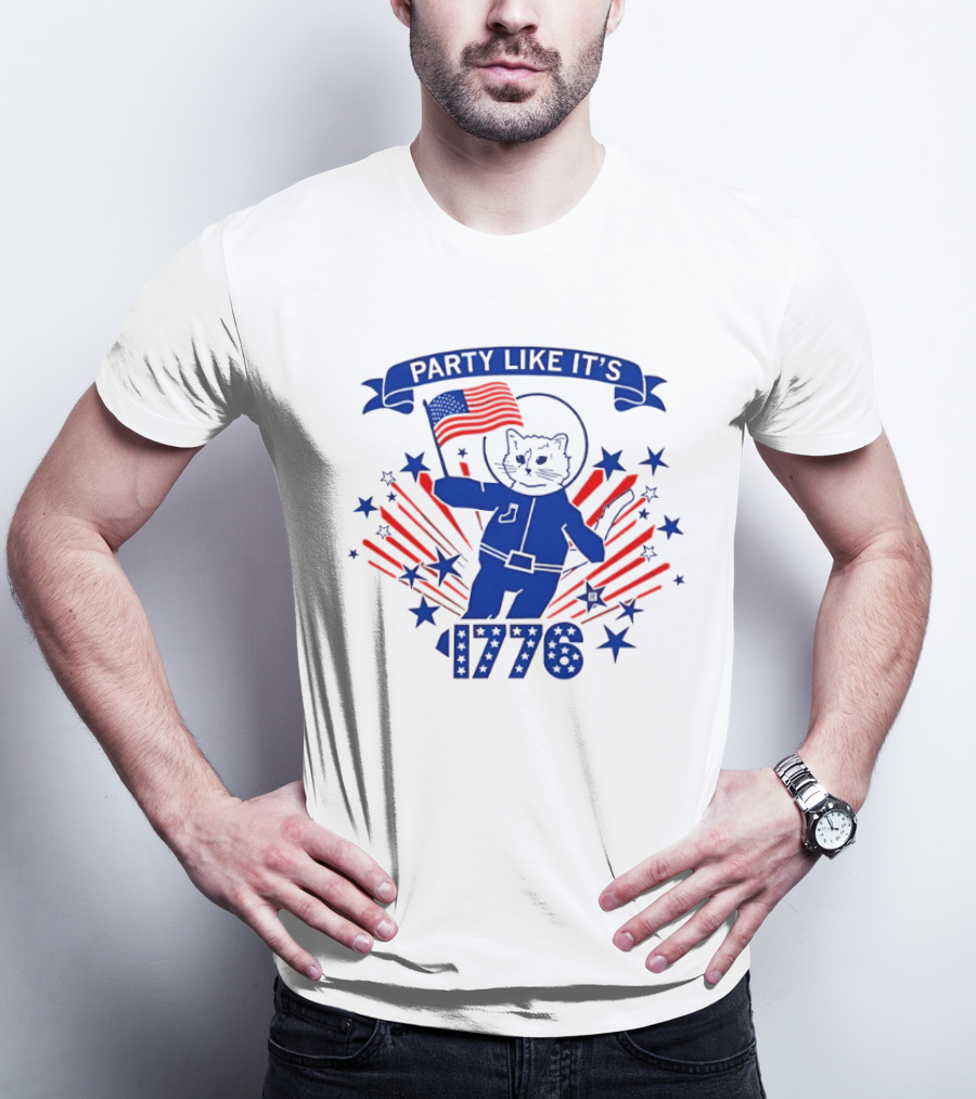 Party Like It's 1776 Cat Astronaut With Flag And Stars T-Shirt
