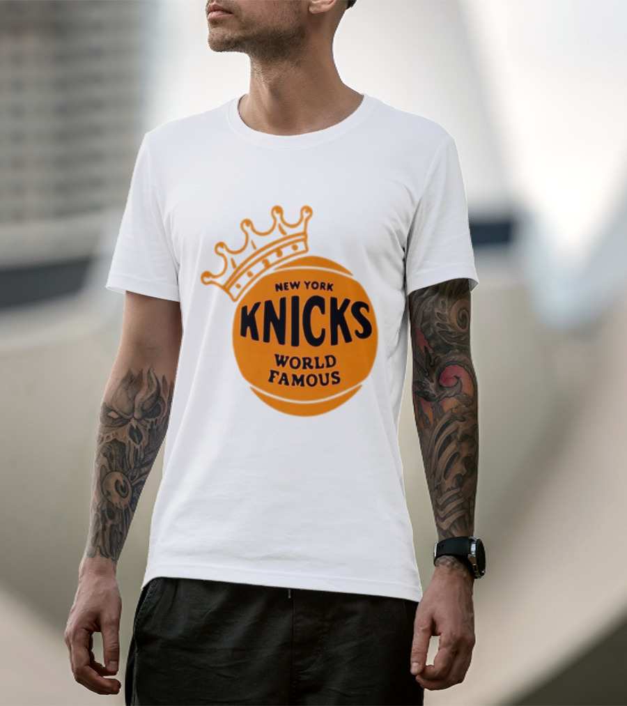 New York Knicks NBA Basketball World Famous Crown T-Shirt