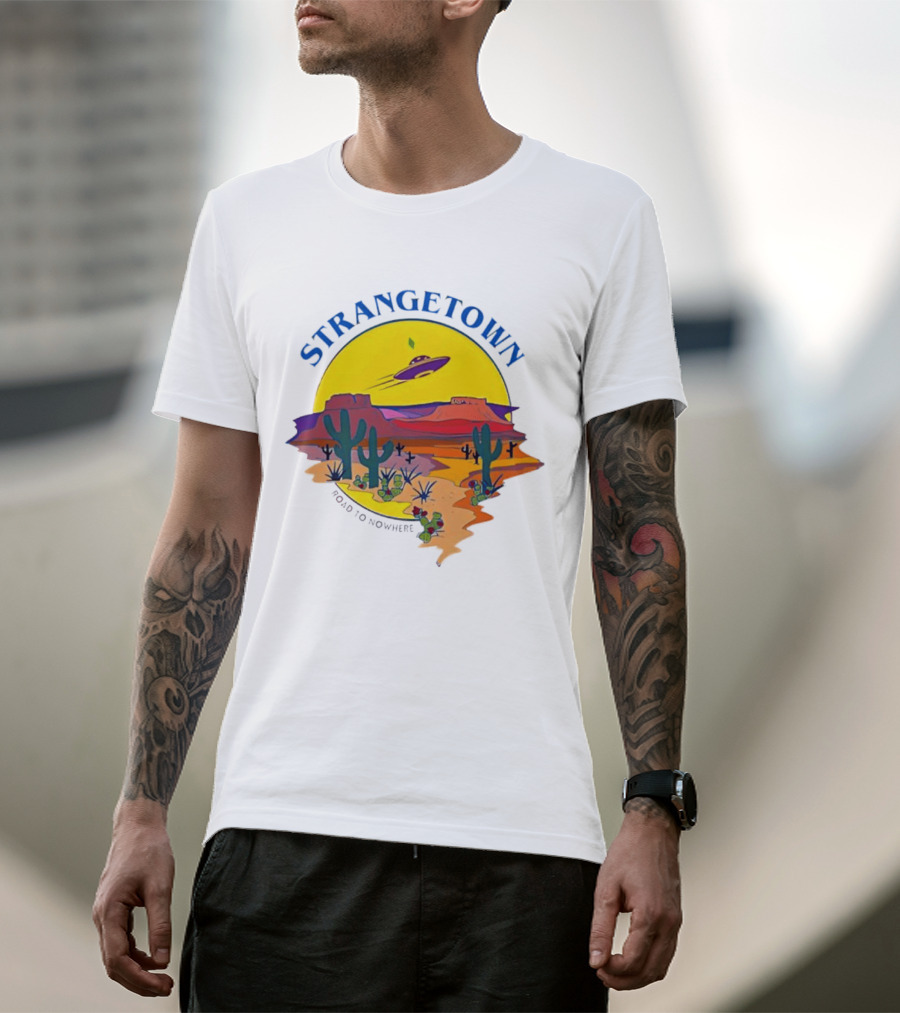 Strangetown Road To Nowhere The Sims Alien UFO Desert Saguaro Cactus T-Shirt