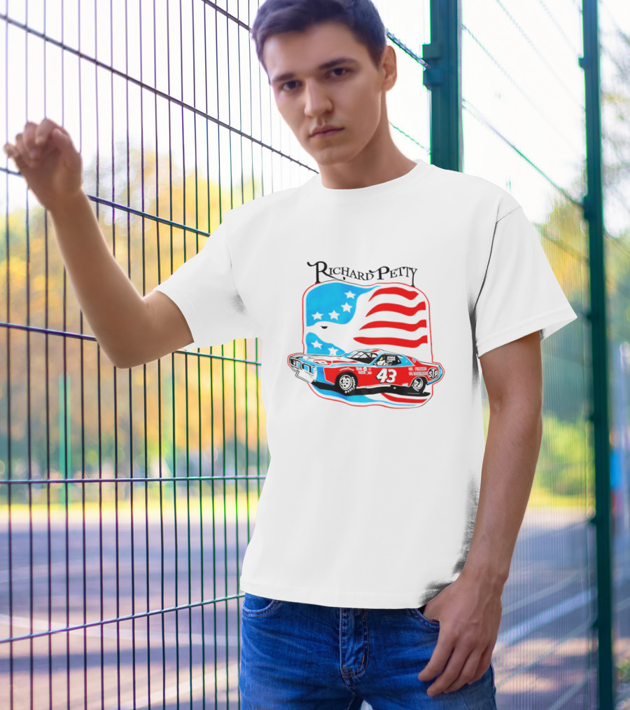 Richard Petty NASCAR Racing Car 43 STP American Flag T-Shirt
