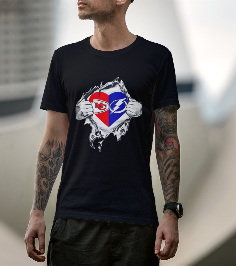 Kansas City Chiefs Heart Ripping Tampa Bay Lightning NFL NHL T-Shirt