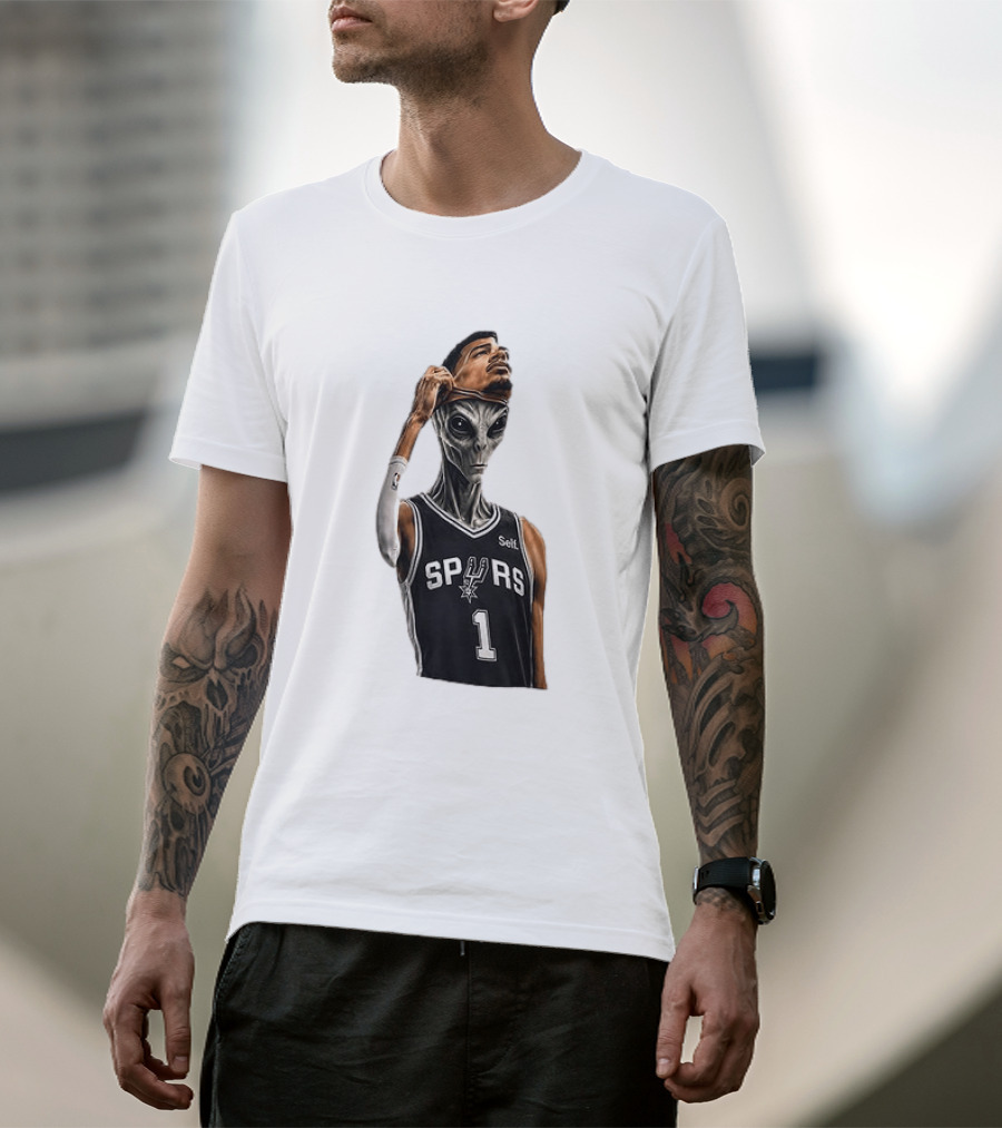 Wembanyama Spurs Alien Takeover Face Reveal Self 1 T-Shirt