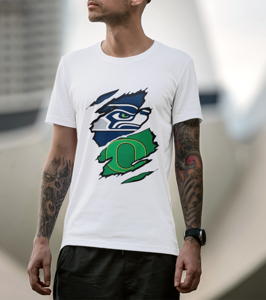 Seattle Seahawks Oregon Ducks Ripped Skin Effect NFL College Team Spirit T-Shirt