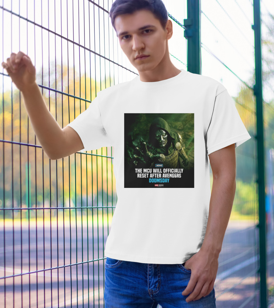 Avengers Doomsday MCU Reset Announcement Super Universe News T-Shirt