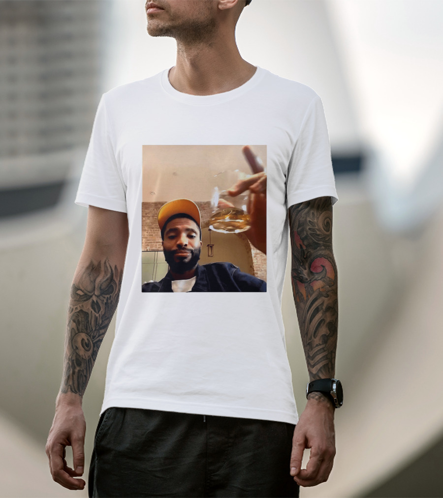 Mikal Bridges New York Knicks Live Stream Hat And Cheers Moment T-Shirt