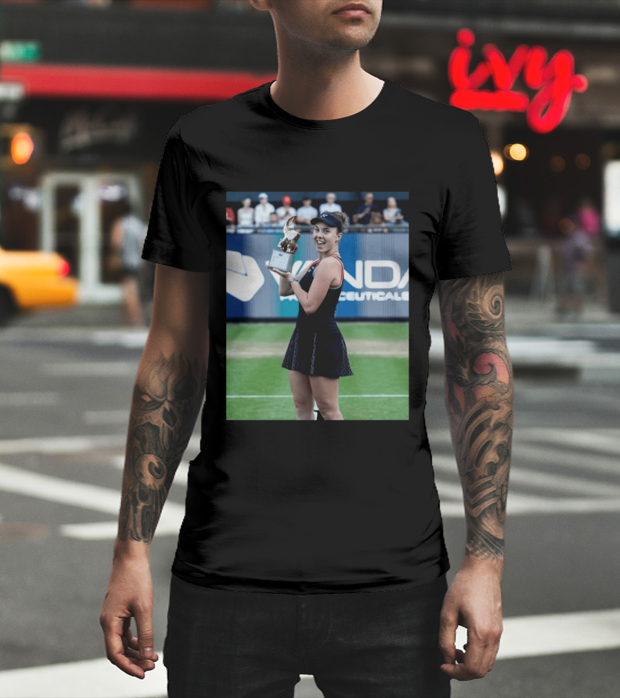 Linda Wins Tennis Title Holding Trophy On Grass Court T-Shirt