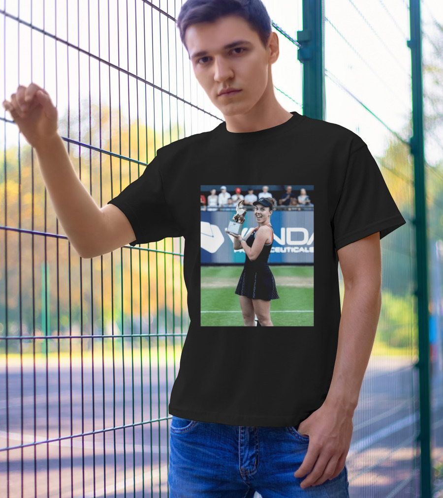 Linda Wins Tennis Title Holding Trophy On Grass Court T-Shirt