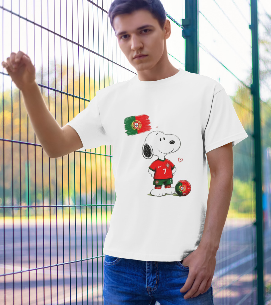 Cristiano Ronaldo Snoopy Portugal Football Number 7 Nike T-Shirt