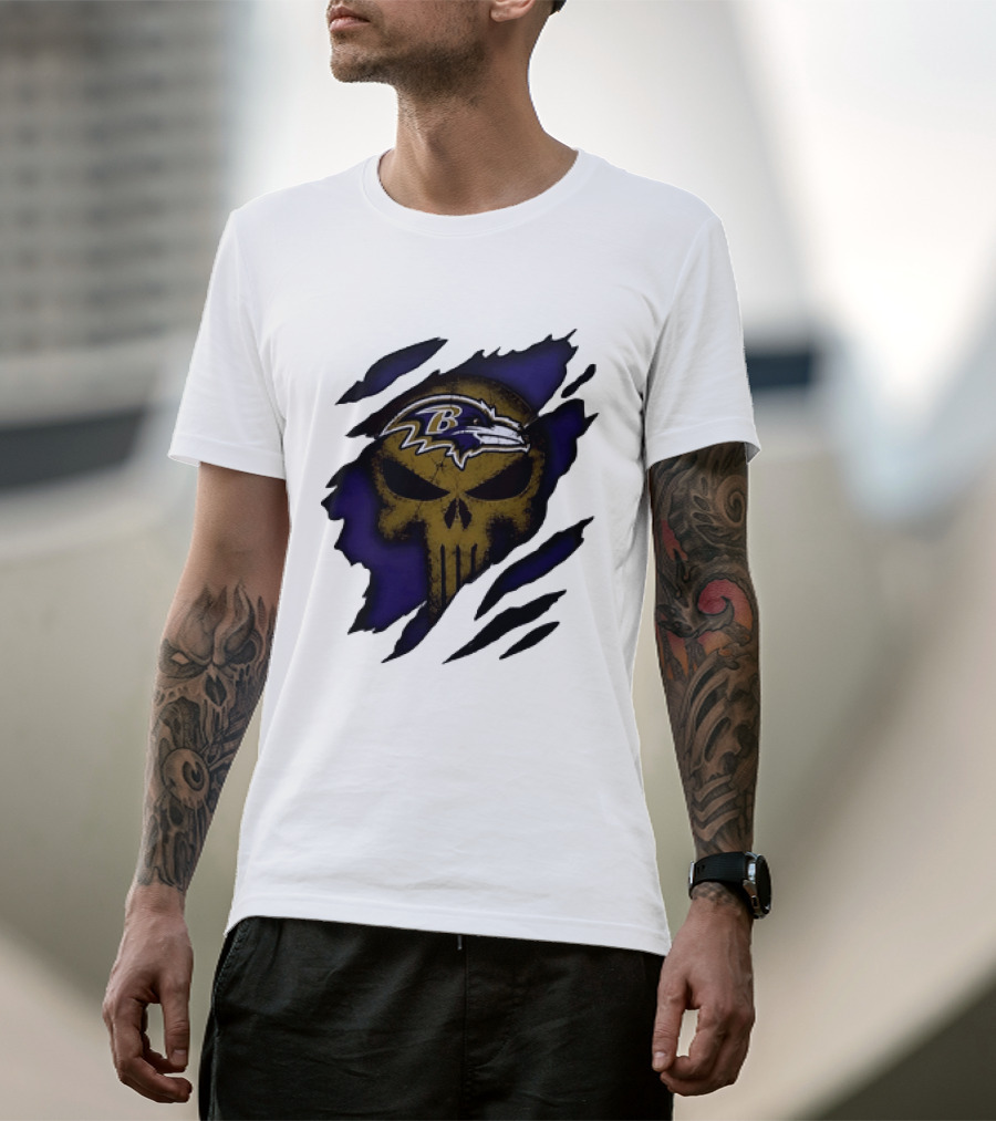 Baltimore Ravens Punisher Skull Torn Effect Fan Gear T-Shirt