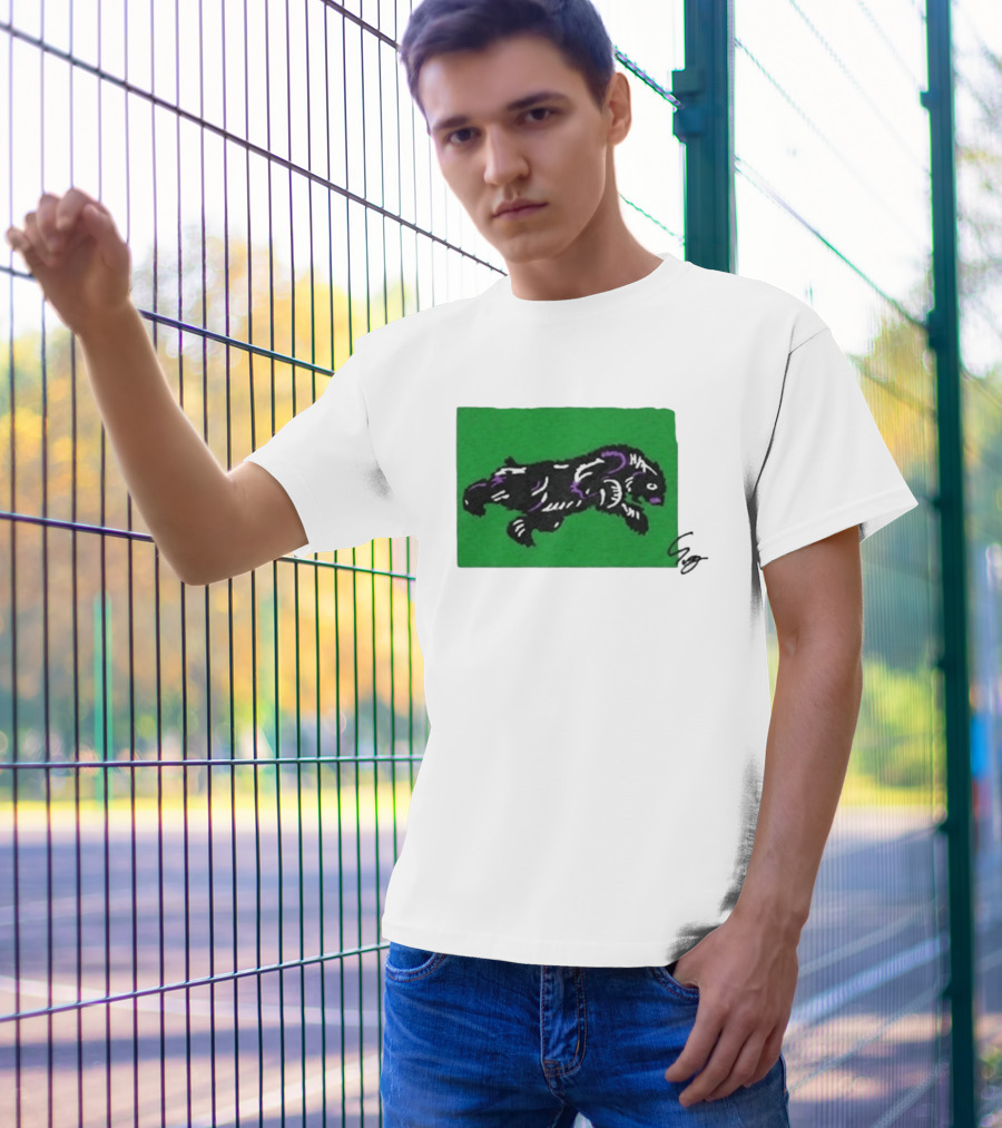 Mako Komuro 2026 Black And Purple Bear On Green T-Shirt