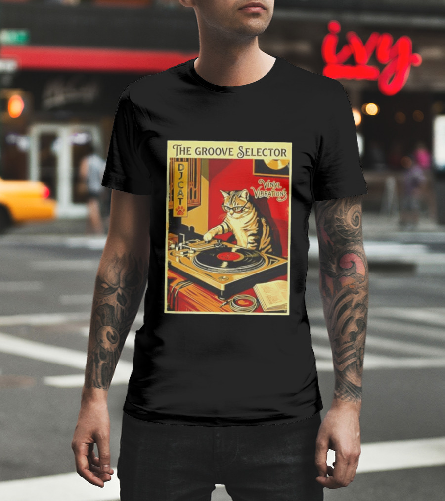 The Groove Selector DJ Cat Vinyl Vibrations Turntable Music Lover T-Shirt