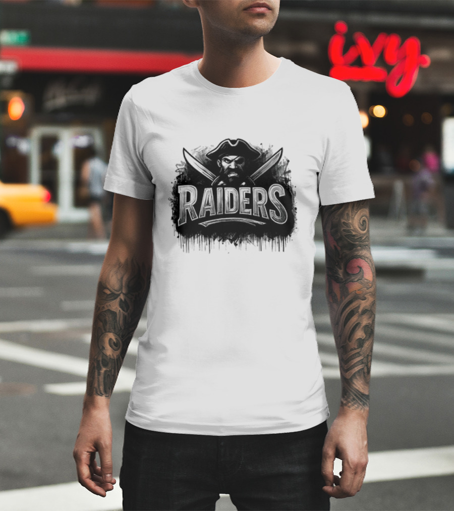 Las Vegas Raiders Distressed Pirate Logo Skull Swords And Raider T-Shirt